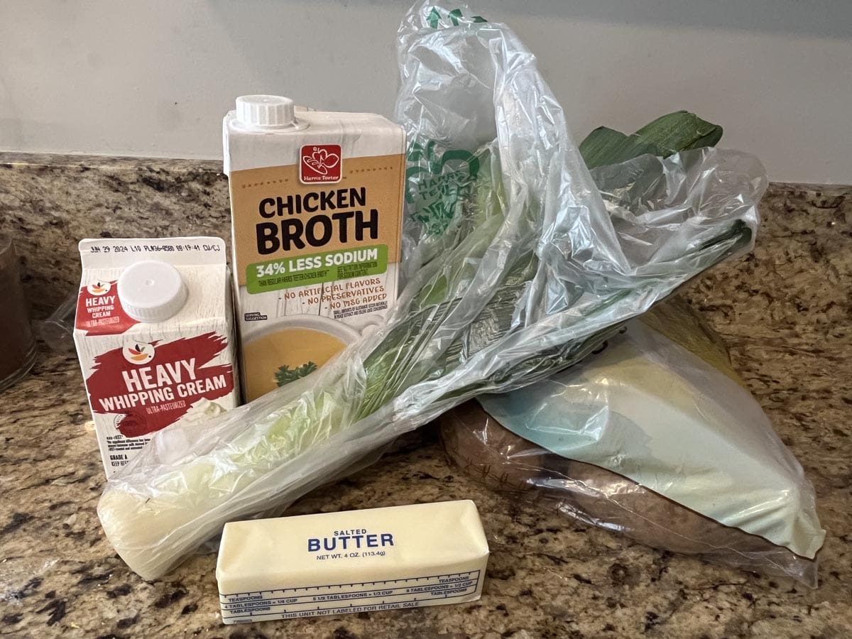 How to Host a Star Wars Afternoon Tea Party | Scones and Doughns